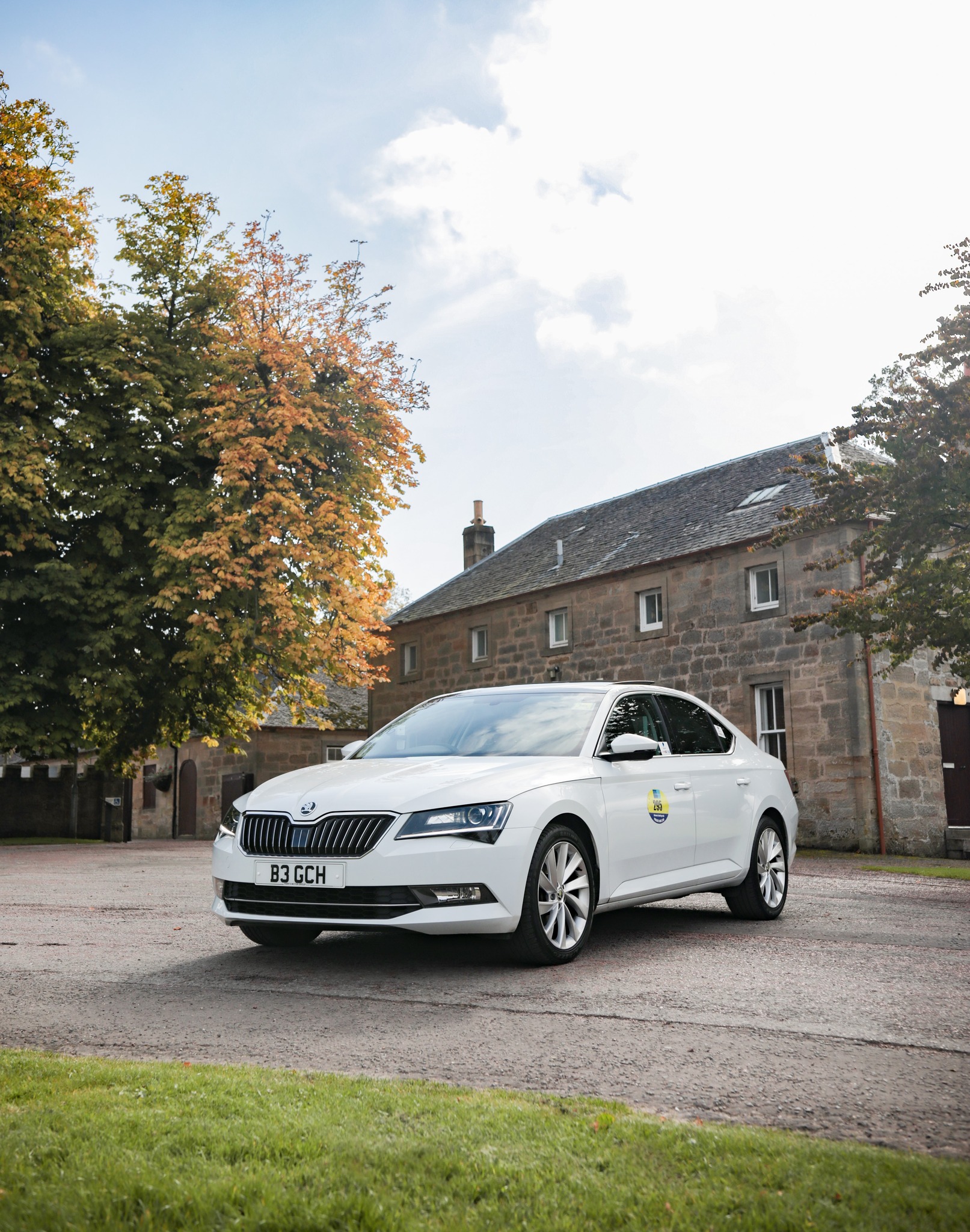 Kelvin Kabs Taxi Service | East Kilbride's No.1 Local Taxi firm